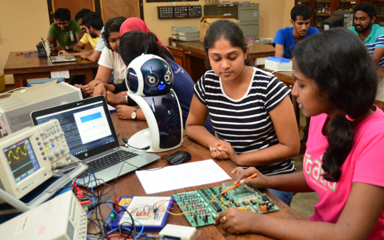 Electronics & Embedded Systems program – Department of Physics